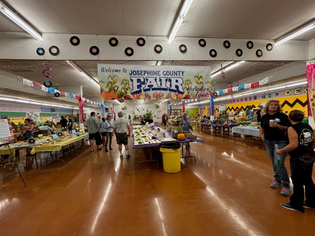 Inside the AG Barn | 3jmann