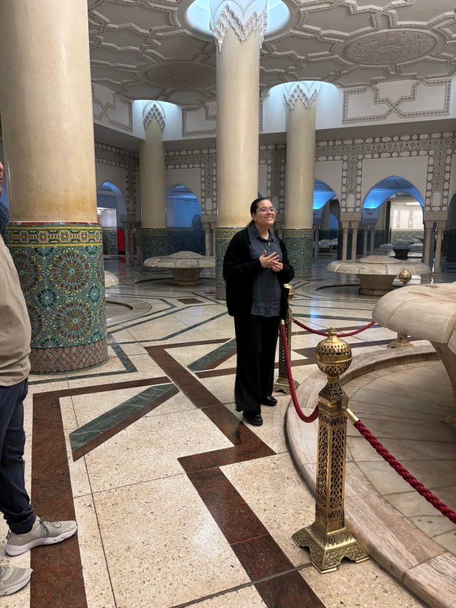 Tiled Column and Our Guide | 3jmann